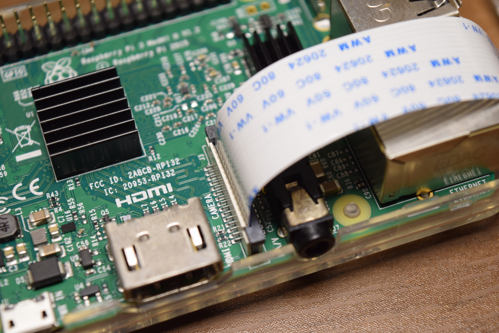 Raspberry Pi（Raspbian）で写真を撮る方法 #RaspberryPi - Qiita