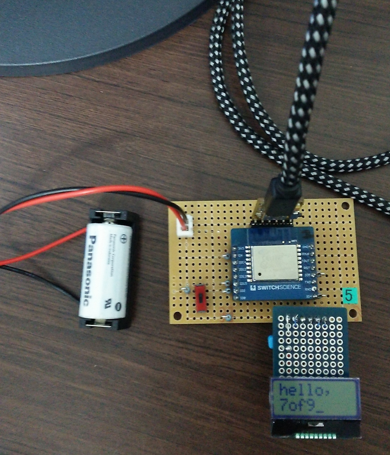 電子工作 > AQM0802 > ユニバーサル基板実装 ##migrated - Qiita