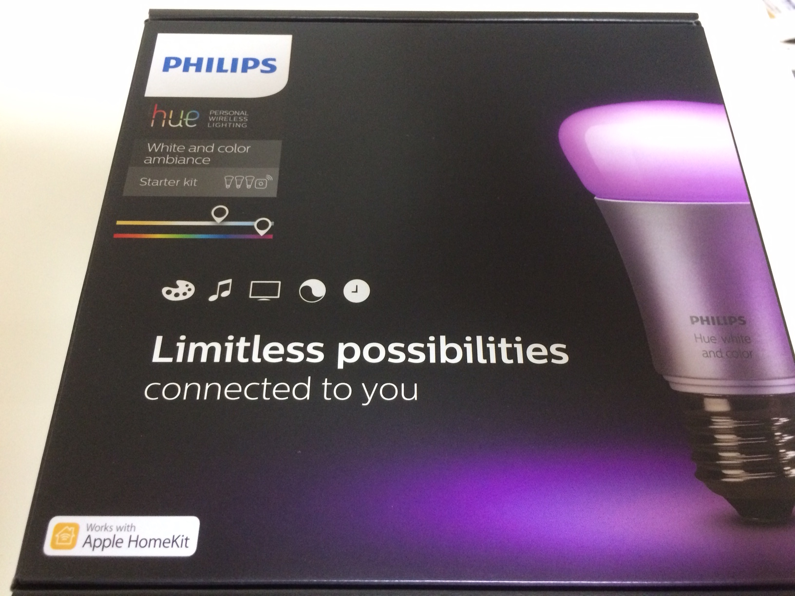 自宅でPhilips Hueを1週間ほど使い続けた感想(API叩いたり) #IoT - Qiita