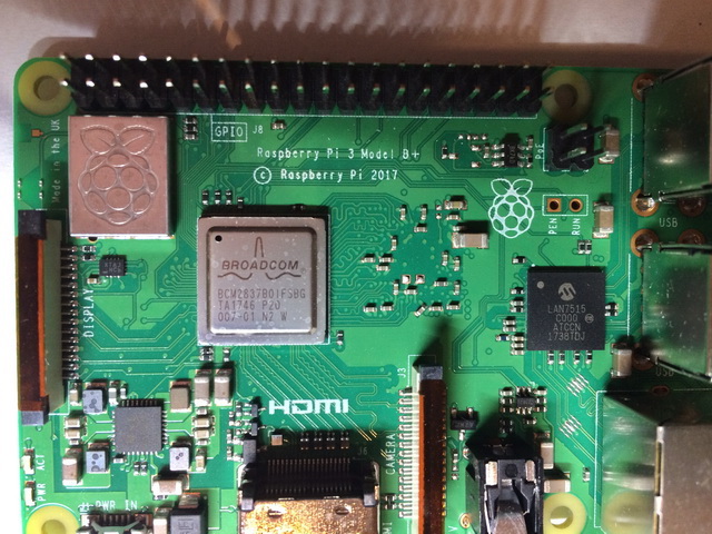 [メモ] ラズパイ3B+ のネットワークパフォーマンス計測 #RaspberryPi - Qiita
